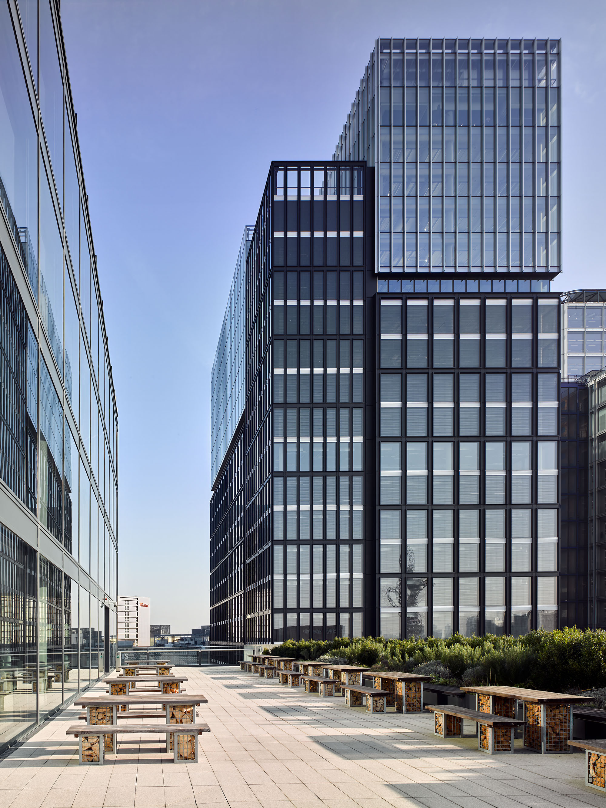 Arden University unveils new London campus at Stratford Cross | Arden